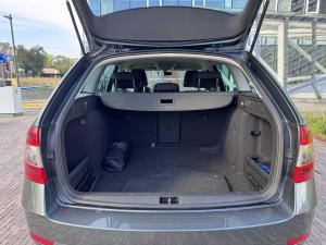 Grey Skoda Octavia 2018 in Vilnius, with an engine capacity of 1.98 L and mileage of 79 thousand km for 16100 €, photo 14 on AUTOMOTO.COM.LV