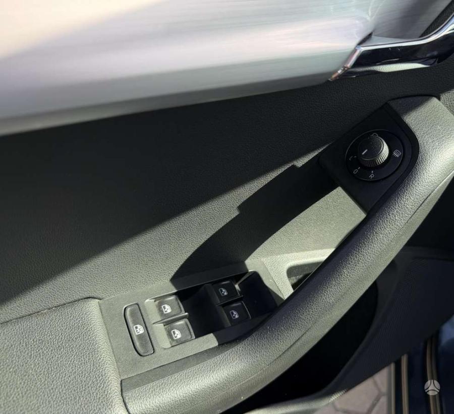 Pelēks Skoda Octavia 2018 Kauņa, ar dzinēja tilpumu 1.60 L un nobraukumu 207 tūkst. km par 7900 €, foto 13 vietnē AUTOMOTO.COM.LV