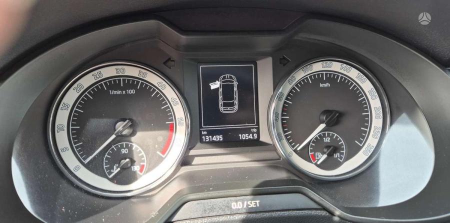 Grey Skoda Octavia 2018 in Vilnius, with an engine capacity of 1.60 L and mileage of 131 thousand km for 9000 €, photo 10 on AUTOMOTO.COM.LV
