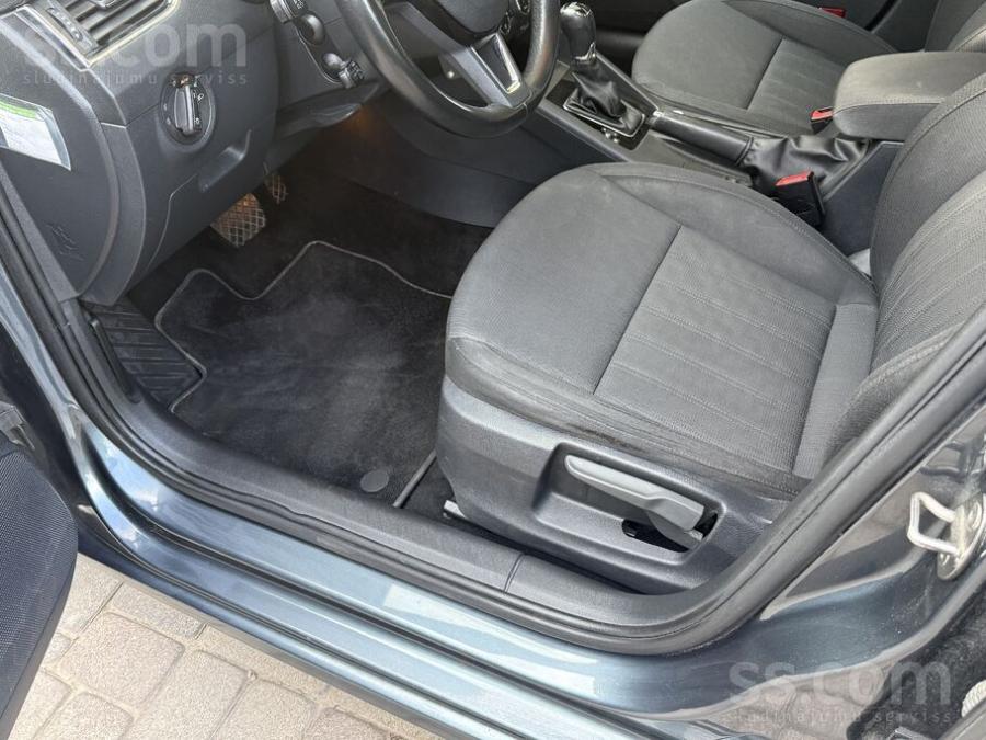 Grey Skoda Octavia 2018 in Jelgava, with an engine capacity of 1.60 L and mileage of 199 thousand km for 10500 €, photo 10 on AUTOMOTO.COM.LV