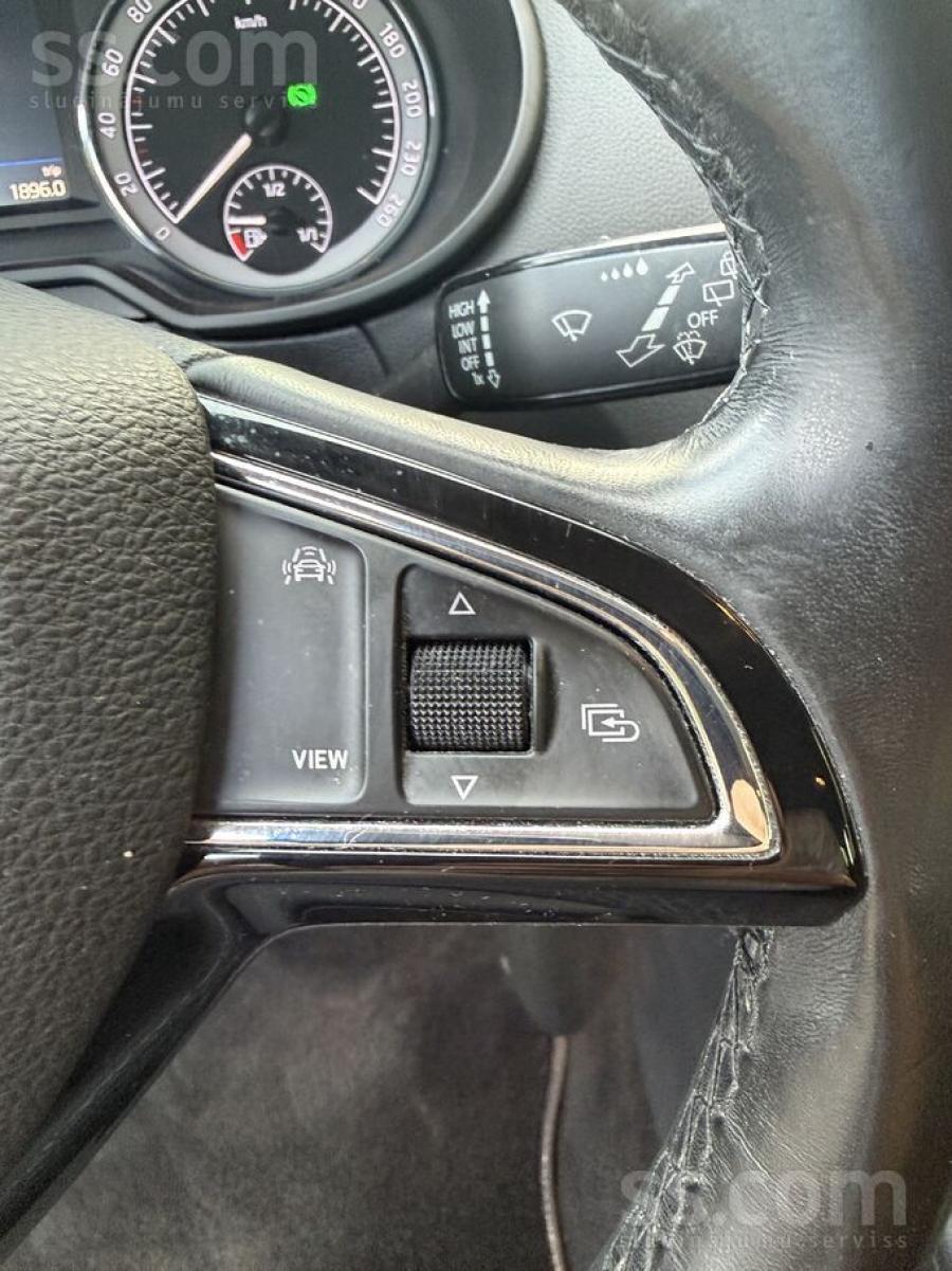 Grey Skoda Octavia 2018 in Jelgava, with an engine capacity of 1.60 L and mileage of 199 thousand km for 10500 €, photo 22 on AUTOMOTO.COM.LV