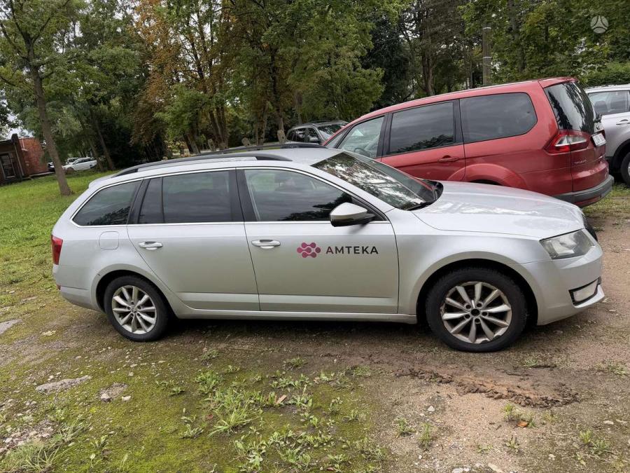 Pelēks Skoda Octavia 2018 Kauņa, ar dzinēja tilpumu 1.60 L un nobraukumu 295 tūkst. km par 3330 €, foto 7 vietnē AUTOMOTO.COM.LV