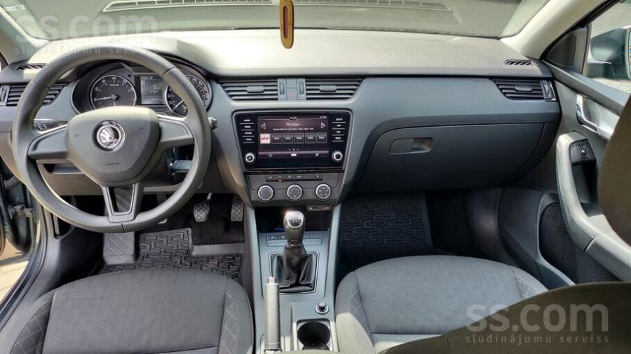 Grey Skoda Octavia 2018 in Riga, with an engine capacity of 1.00 L and mileage of 209 thousand km for 7400 €, photo 6 on AUTOMOTO.COM.LV