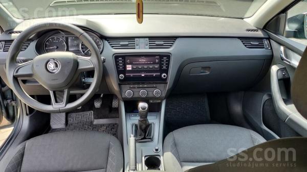 Pelēks Skoda Octavia 2018 Rīga, ar dzinēja tilpumu 1.00 L un nobraukumu 209 tūkst. km par 7400 €, foto 6 vietnē AUTOMOTO.COM.LV
