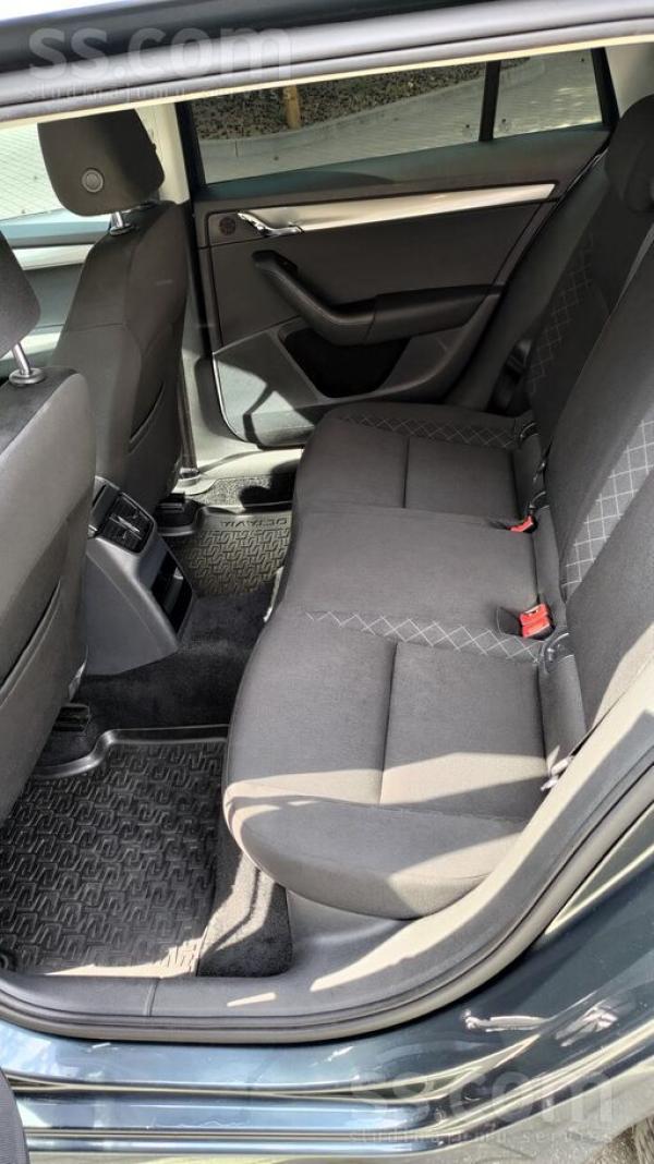 Pelēks Skoda Octavia 2018 Rīga, ar dzinēja tilpumu 1.00 L un nobraukumu 209 tūkst. km par 7400 €, foto 8 vietnē AUTOMOTO.COM.LV