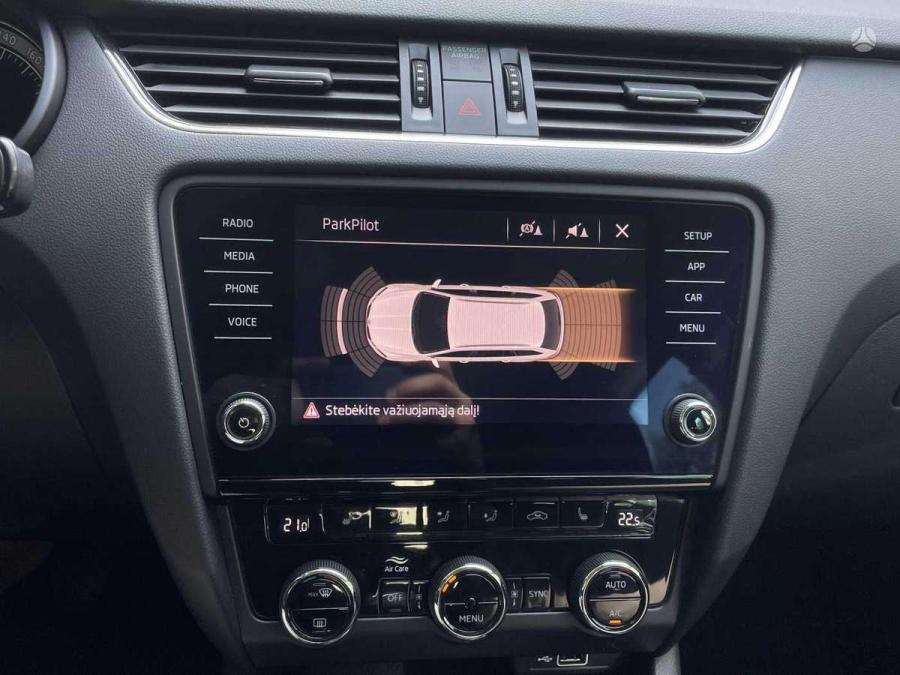 Pelēks Skoda Octavia 2018 Viļņa, ar dzinēja tilpumu 1.60 L un nobraukumu 151 tūkst. km par 12500 €, foto 18 vietnē AUTOMOTO.COM.LV