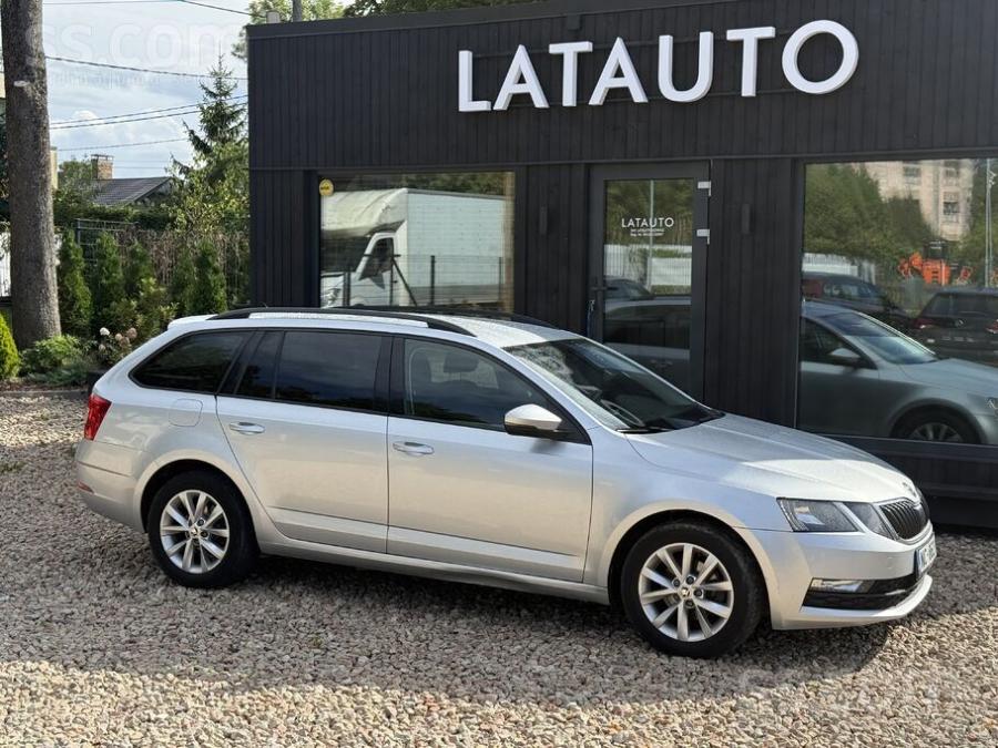 Grey Skoda Octavia 2018 in Riga, with an engine capacity of 1.60 L and mileage of 210 thousand km for 7200 €, photo 4 on AUTOMOTO.COM.LV