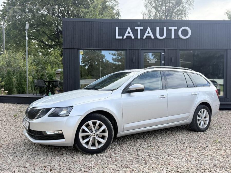 Grey Skoda Octavia 2018 in Riga, with an engine capacity of 1.60 L and mileage of 210 thousand km for 7200 €, photo 9 on AUTOMOTO.COM.LV
