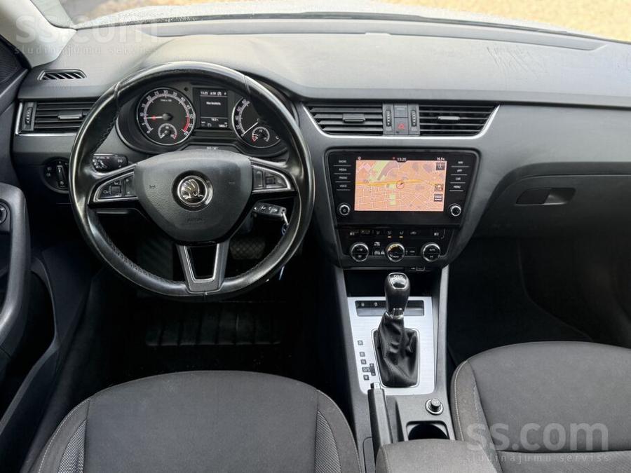 Grey Skoda Octavia 2018 in Riga, with an engine capacity of 1.60 L and mileage of 210 thousand km for 7200 €, photo 18 on AUTOMOTO.COM.LV