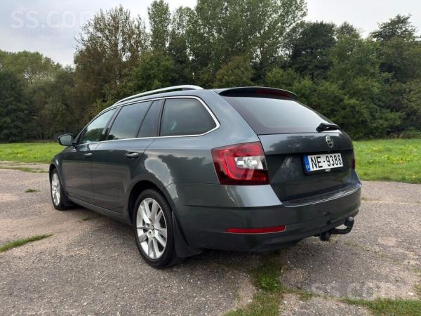 Шкода Октавия 2018 в Лиепая на AUTOMOTO.COM.LV Серый Шкода Октавия 2018 в Лиепая, объемом двигателя 1.60 л и пробегом 279 тыс. км за 9450 €, фото 4 на AUTOMOTO.COM.LV
