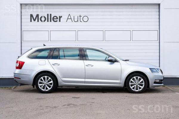 Grey Skoda Octavia 2018 in Riga, with an engine capacity of 2.00 L and mileage of 181 thousand km for 11950 €, photo 6 on AUTOMOTO.COM.LV
