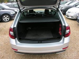 Grey Skoda Octavia 2018 in Riga, with an engine capacity of 2.00 L and mileage of 103 thousand km for 12450 €, photo 6 on AUTOMOTO.COM.LV