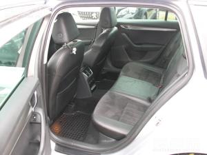 Grey Skoda Octavia 2018 in Riga, with an engine capacity of 2.00 L and mileage of 103 thousand km for 12450 €, photo 8 on AUTOMOTO.COM.LV