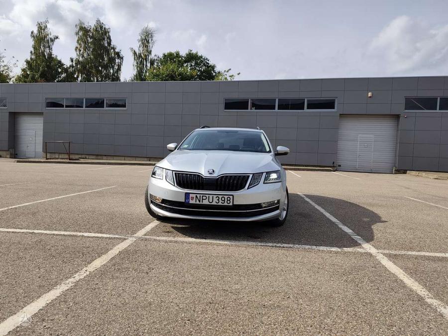 Pelēks Skoda Octavia 2018 Viļņa, ar dzinēja tilpumu 1.80 L un nobraukumu 160 tūkst. km par 7400 €, foto 3 vietnē AUTOMOTO.COM.LV