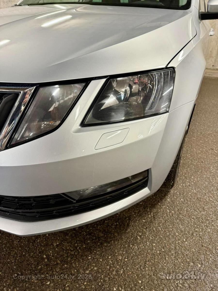 Pelēks Skoda Octavia 2019 Tallina, ar dzinēja tilpumu 1.50 L un nobraukumu 107 tūkst. km par 11995 €, foto 18 vietnē AUTOMOTO.COM.LV