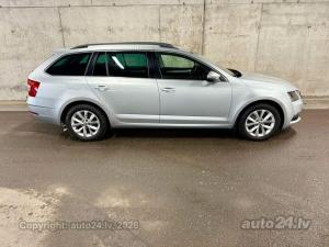 Pelēks Skoda Octavia 2019 Tallina, ar dzinēja tilpumu 1.50 L un nobraukumu 107 tūkst. km par 11995 €, foto 19 vietnē AUTOMOTO.COM.LV