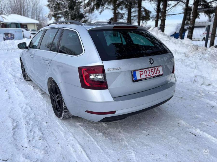 Grey Skoda Octavia 2019 in Klaipeda, with an engine capacity of 1.97 L and mileage of 195 thousand km for 12990 €, photo 25 on AUTOMOTO.COM.LV