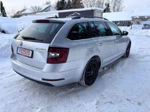 Grey Skoda Octavia 2019 in Klaipeda, with an engine capacity of 1.97 L and mileage of 195 thousand km for 12990 €, photo 27 on AUTOMOTO.COM.LV