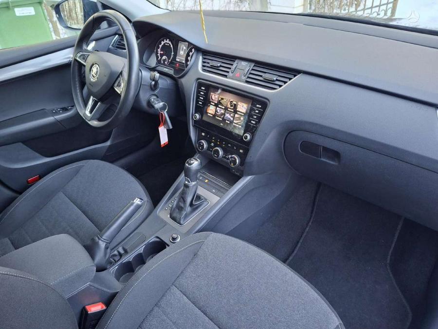 Grey Skoda Octavia 2019 in Kaunas, with an engine capacity of 1.60 L and mileage of 187 thousand km for 9090 €, photo 38 on AUTOMOTO.COM.LV