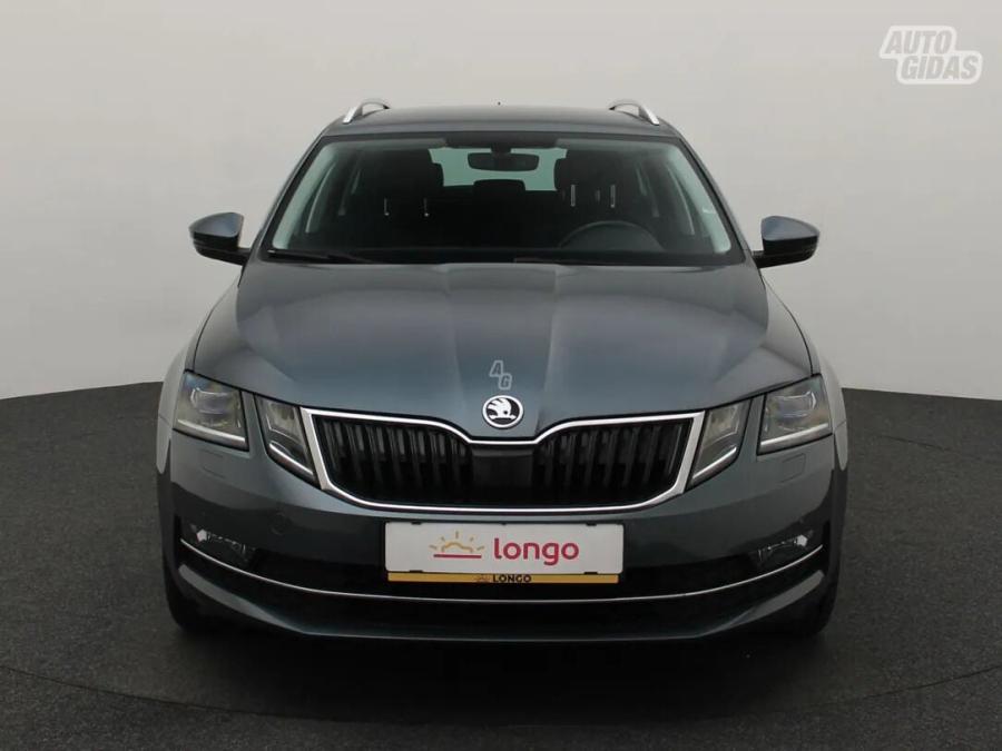 Grey Skoda Octavia 2019 in Vilnius, with an engine capacity of 1.50 L and mileage of 196 thousand km for 12699 €, photo 4 on AUTOMOTO.COM.LV
