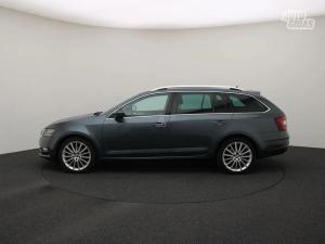 Grey Skoda Octavia 2019 in Vilnius, with an engine capacity of 1.50 L and mileage of 196 thousand km for 12699 €, photo 7 on AUTOMOTO.COM.LV