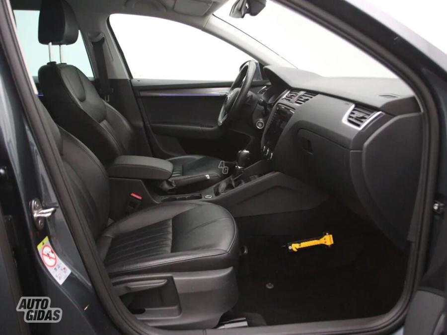 Grey Skoda Octavia 2019 in Vilnius, with an engine capacity of 1.50 L and mileage of 196 thousand km for 12699 €, photo 15 on AUTOMOTO.COM.LV