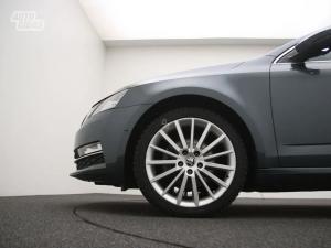 Grey Skoda Octavia 2019 in Vilnius, with an engine capacity of 1.50 L and mileage of 196 thousand km for 12699 €, photo 29 on AUTOMOTO.COM.LV