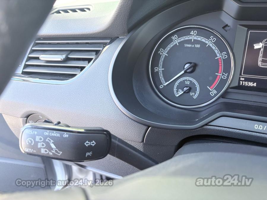 Grey Skoda Octavia 2019 in Tallinn, with an engine capacity of 1.50 L and mileage of 115 thousand km for 9990 €, photo 16 on AUTOMOTO.COM.LV