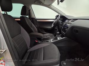 Grey Skoda Octavia 2019 in Tallinn, with an engine capacity of 1.00 L and mileage of 97 thousand km for 10900 €, photo 17 on AUTOMOTO.COM.LV
