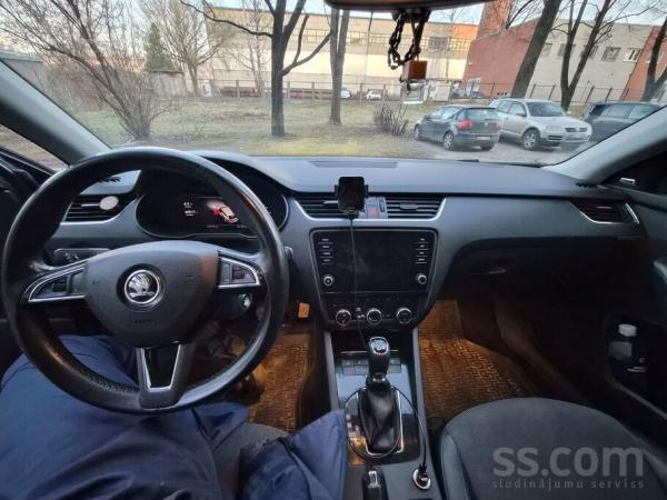 Серый Шкода Октавия 2019 в Рига, объемом двигателя 2.00 л и пробегом 170 тыс. км за 14500 €, фото 5 на AUTOMOTO.COM.LV