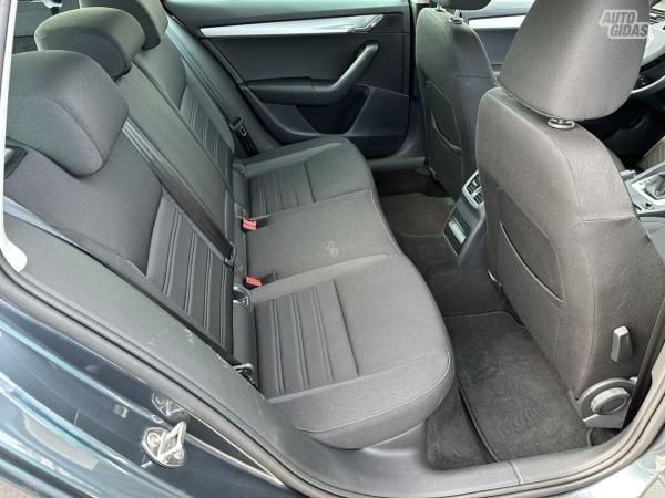 Grey Skoda Octavia 2019 in Avizieniai, with an engine capacity of 2.00 L and mileage of 229 thousand km for 11750 €, photo 5 on AUTOMOTO.COM.LV