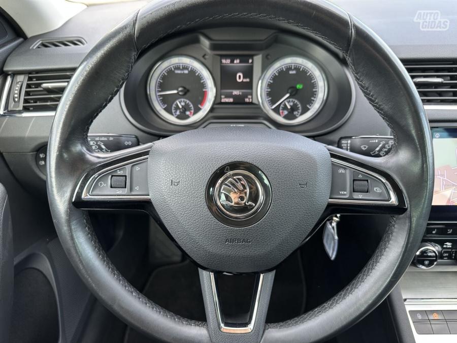 Серый Шкода Октавия 2019 в Авиженяй, объемом двигателя 2.00 л и пробегом 229 тыс. км за 11750 €, фото 7 на AUTOMOTO.COM.LV