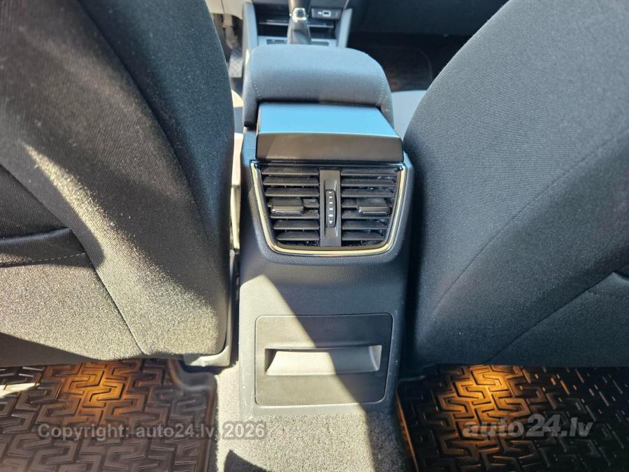 Pelēks Skoda Octavia 2019 Tallina, ar dzinēja tilpumu 1.60 L un nobraukumu 240 tūkst. km par 7825 €, foto 15 vietnē AUTOMOTO.COM.LV