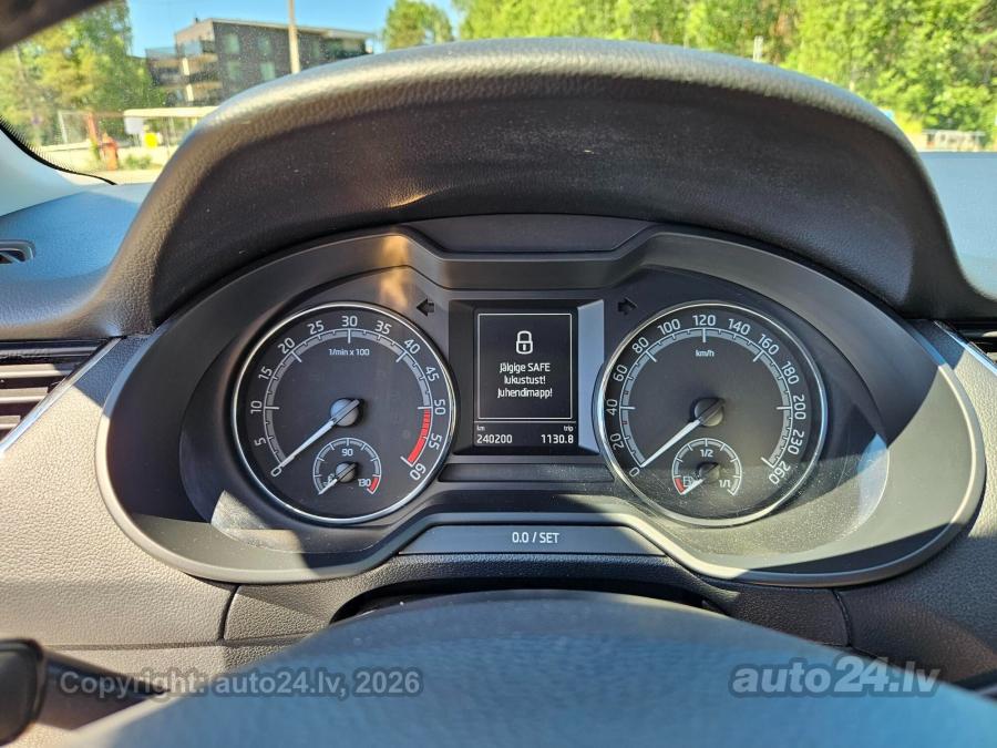 Pelēks Skoda Octavia 2019 Tallina, ar dzinēja tilpumu 1.60 L un nobraukumu 240 tūkst. km par 7825 €, foto 27 vietnē AUTOMOTO.COM.LV