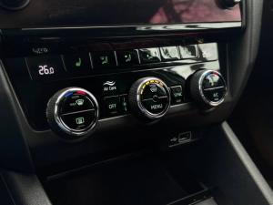 Pelēks Skoda Octavia 2019 Rīga, ar dzinēja tilpumu 2.00 L un nobraukumu 172 tūkst. km par 16650 €, foto 49 vietnē AUTOMOTO.COM.LV