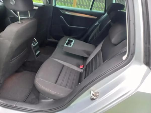 Grey Skoda Octavia 2019 in Riga, with an engine capacity of 1.60 L and mileage of 300 thousand km for 7990 €, photo 5 on AUTOMOTO.COM.LV