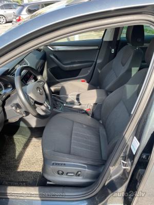 Grey Skoda Octavia 2019 in Tallinn, with an engine capacity of 1.50 L and mileage of 135 thousand km for 13300 €, photo 9 on AUTOMOTO.COM.LV