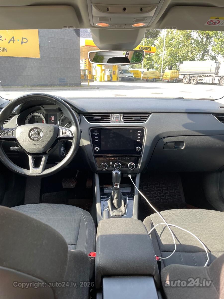 Grey Skoda Octavia 2019 in Tallinn, with an engine capacity of 1.50 L and mileage of 135 thousand km for 13300 €, photo 11 on AUTOMOTO.COM.LV