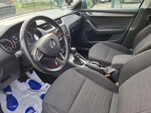 Grey Skoda Octavia 2019 in Prienai, with an engine capacity of 1.60 L and mileage of 217 thousand km for 8150 €, photo 9 on AUTOMOTO.COM.LV