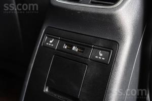 Grey Skoda Octavia 2019 in Riga, with an engine capacity of 2.00 L and mileage of 172 thousand km for 12950 €, photo 9 on AUTOMOTO.COM.LV