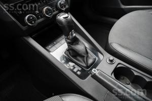 Grey Skoda Octavia 2019 in Riga, with an engine capacity of 2.00 L and mileage of 172 thousand km for 12950 €, photo 18 on AUTOMOTO.COM.LV
