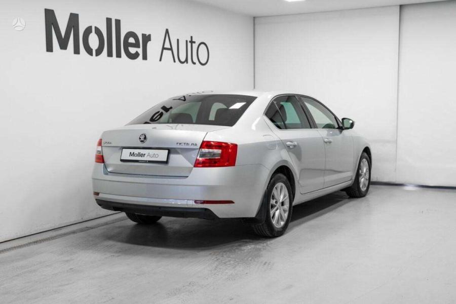 Pelēks Skoda Octavia 2019 Viļņa, ar dzinēja tilpumu 1.60 L un nobraukumu 86 tūkst. km par 11950 €, foto 4 vietnē AUTOMOTO.COM.LV