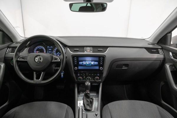 Серый Шкода Октавия 2019 в Вильнюс, объемом двигателя 1.60 л и пробегом 86 тыс. км за 11950 €, фото 8 на AUTOMOTO.COM.LV