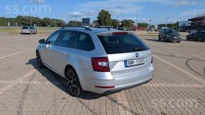 Grey Skoda Octavia 2019 in Riga, with an engine capacity of 1.60 L and mileage of 194 thousand km for 10900 €, photo 5 on AUTOMOTO.COM.LV