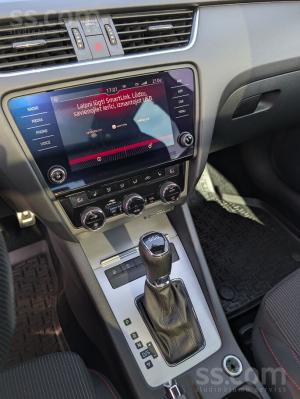 Grey Skoda Octavia 2019 in Riga, with an engine capacity of 1.60 L and mileage of 194 thousand km for 10900 €, photo 13 on AUTOMOTO.COM.LV