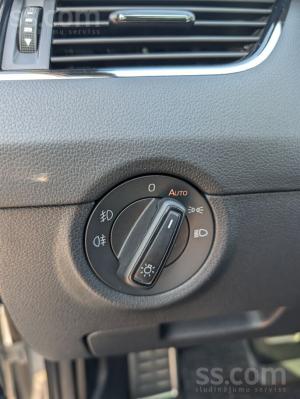 Grey Skoda Octavia 2019 in Riga, with an engine capacity of 1.60 L and mileage of 194 thousand km for 10900 €, photo 14 on AUTOMOTO.COM.LV
