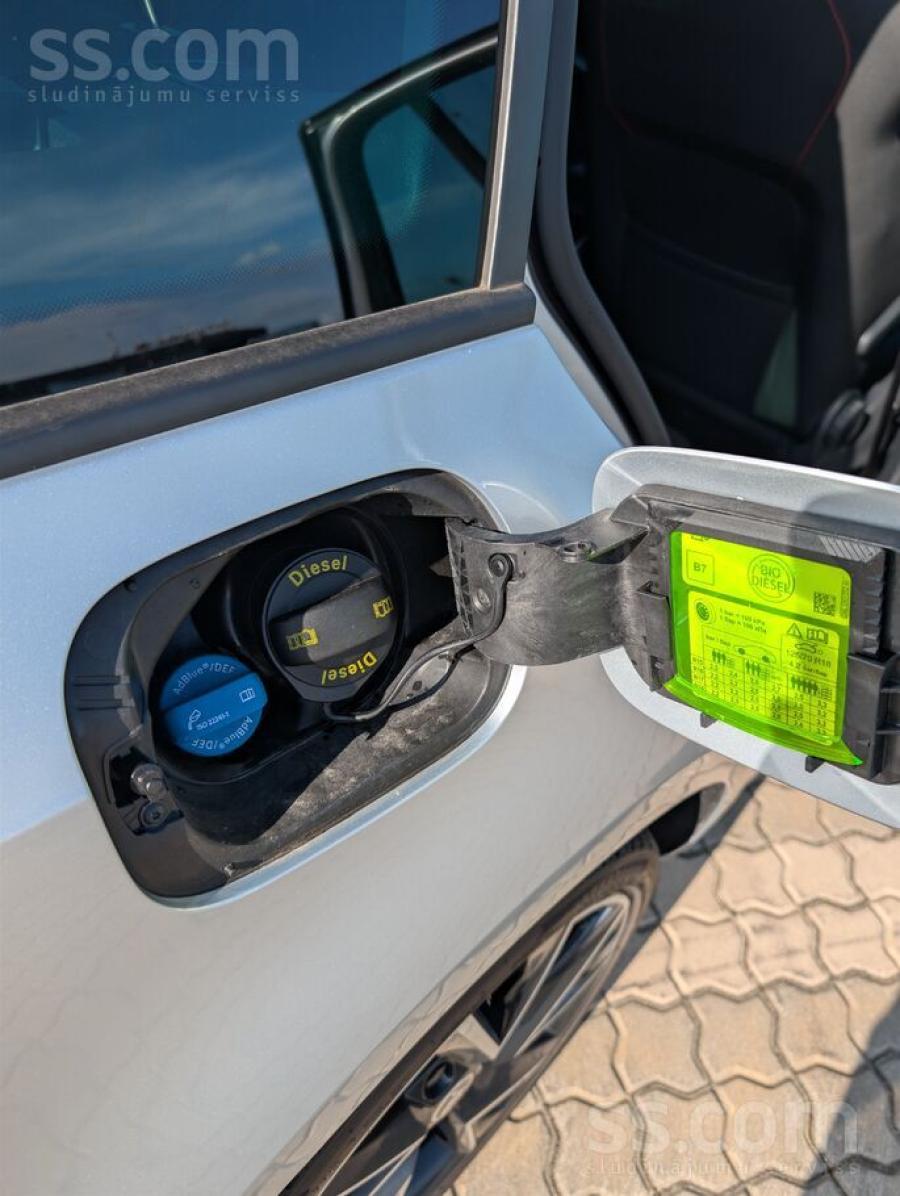 Grey Skoda Octavia 2019 in Riga, with an engine capacity of 1.60 L and mileage of 194 thousand km for 10900 €, photo 31 on AUTOMOTO.COM.LV