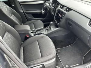 Grey Skoda Octavia 2019 in Vilnius, with an engine capacity of 1.60 L and mileage of 310 thousand km for 8399 €, photo 11 on AUTOMOTO.COM.LV