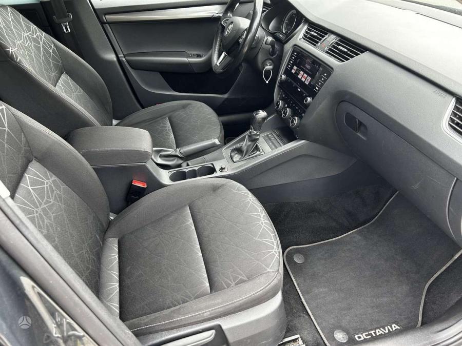 Grey Skoda Octavia 2019 in Vilnius, with an engine capacity of 1.60 L and mileage of 310 thousand km for 8399 €, photo 11 on AUTOMOTO.COM.LV
