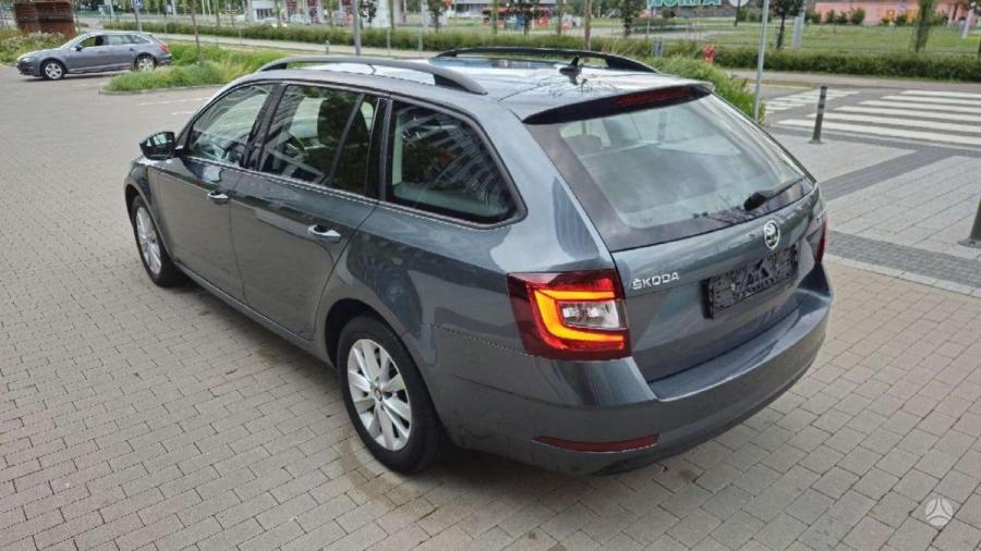 Pelēks Skoda Octavia 2019 Viļņa, ar dzinēja tilpumu 1.60 L un nobraukumu 240 tūkst. km par 8500 €, foto 8 vietnē AUTOMOTO.COM.LV